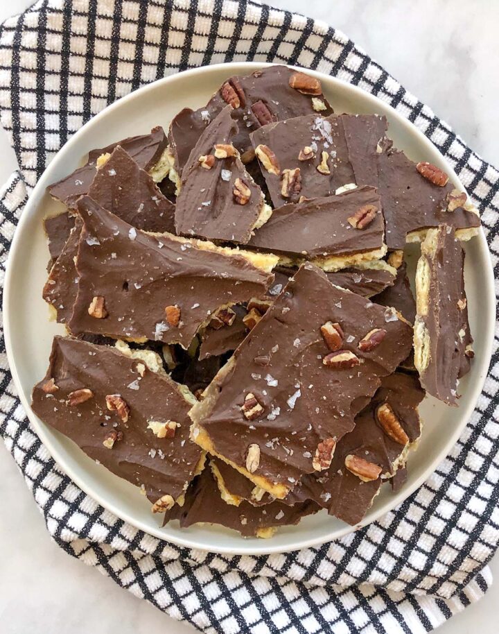 Christmas Cracker Toffee (Dairy Free Christmas Crack Recipe)