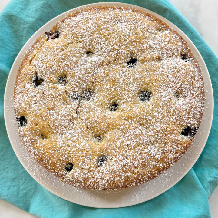 Vegan Olive Oil Cake with Lemon and Blueberries - The Urben Life